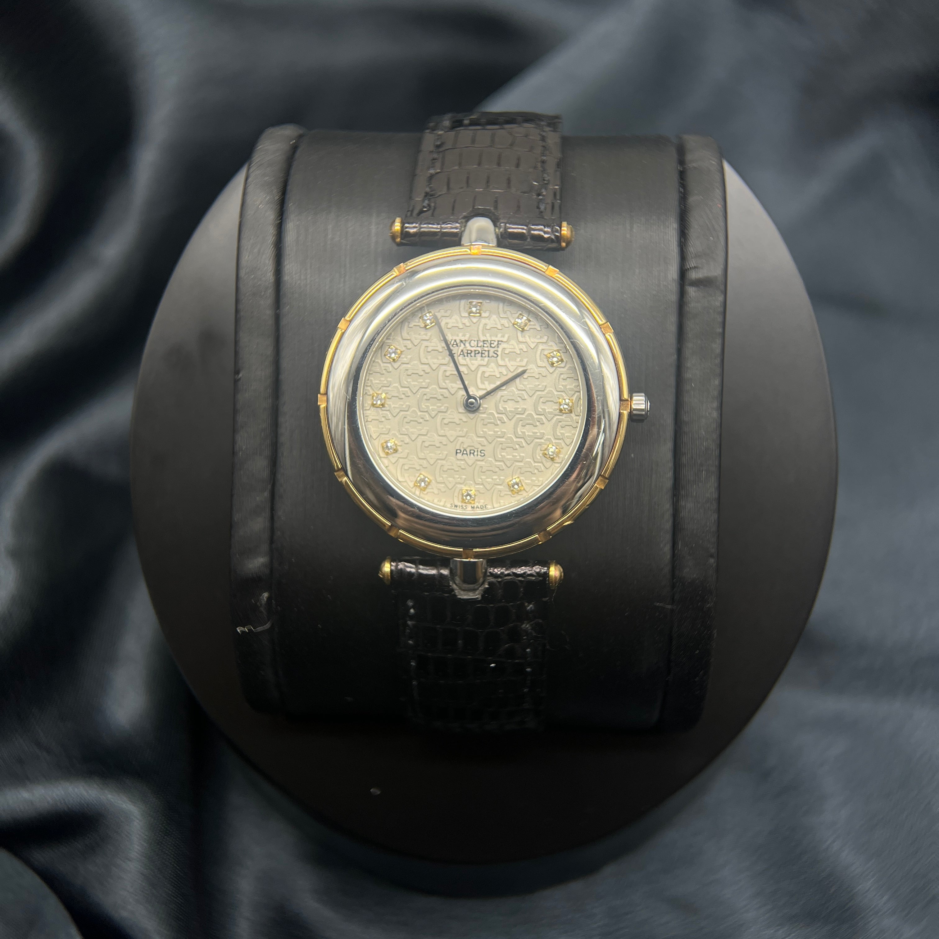 Van Cleef & Arpels Vintage La Collection Diamond Watch With Crocodile ...